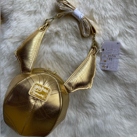 Loungefly | Bags | Loungefly Harry Potter Golden Snitch Crossbody Bag ...
